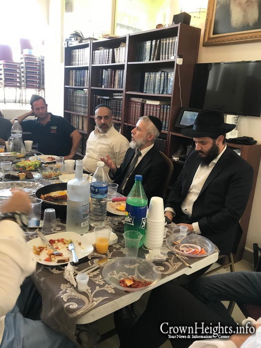 ‘Media Rabbi’ Speaks at Chabad of Mexican Beach Town | CrownHeights ...