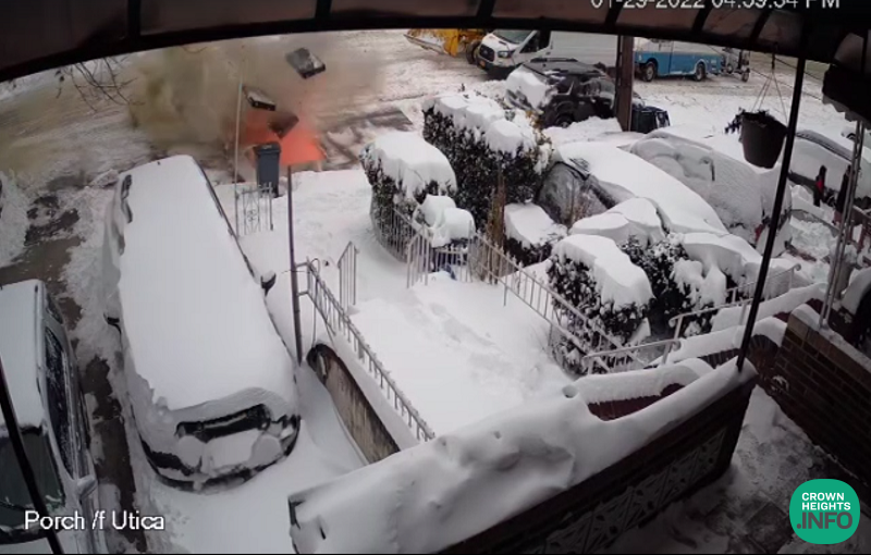 Light Out On Remsen Ave During Storm As Manhole Explodes | CrownHeights ...