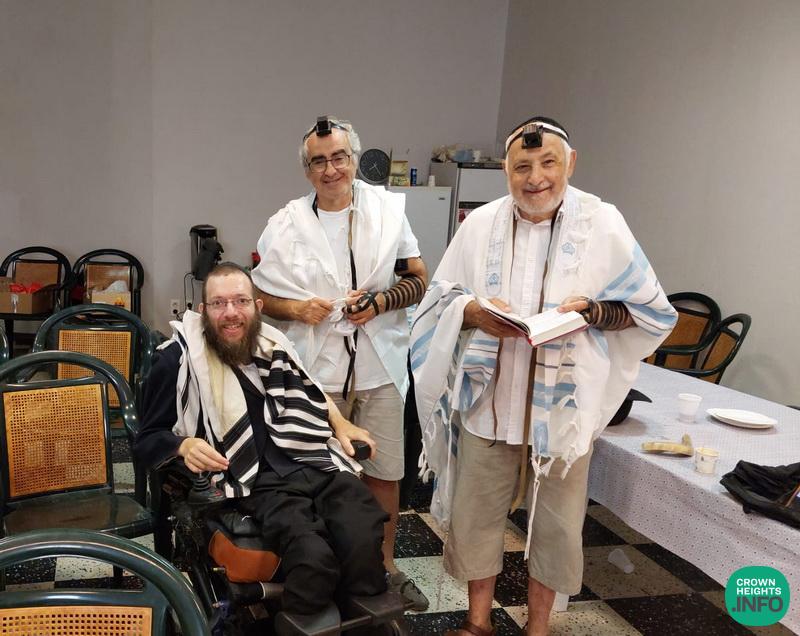 When Mottel Pevzner Refused To Take My Hand | CrownHeights.info ...