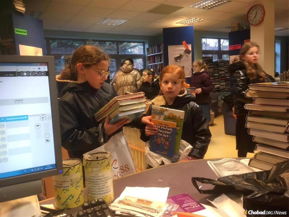 50 Years On, Learning and Leisure at Jewish Libraries | CrownHeights ...