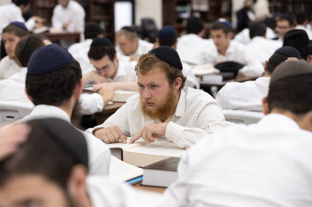 The Rebbe’s Kollel Is Without Support: Who Cares? A Response ...