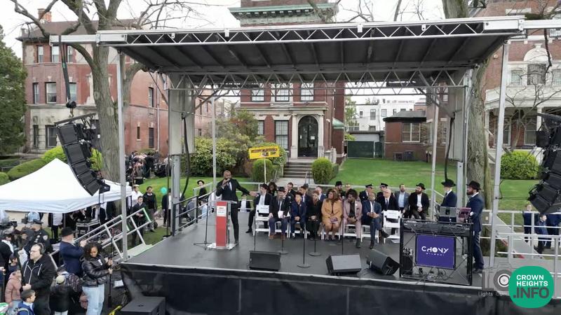 Official Unveiling of The Lubavitcher Rebbe Way in Crown Heights ...