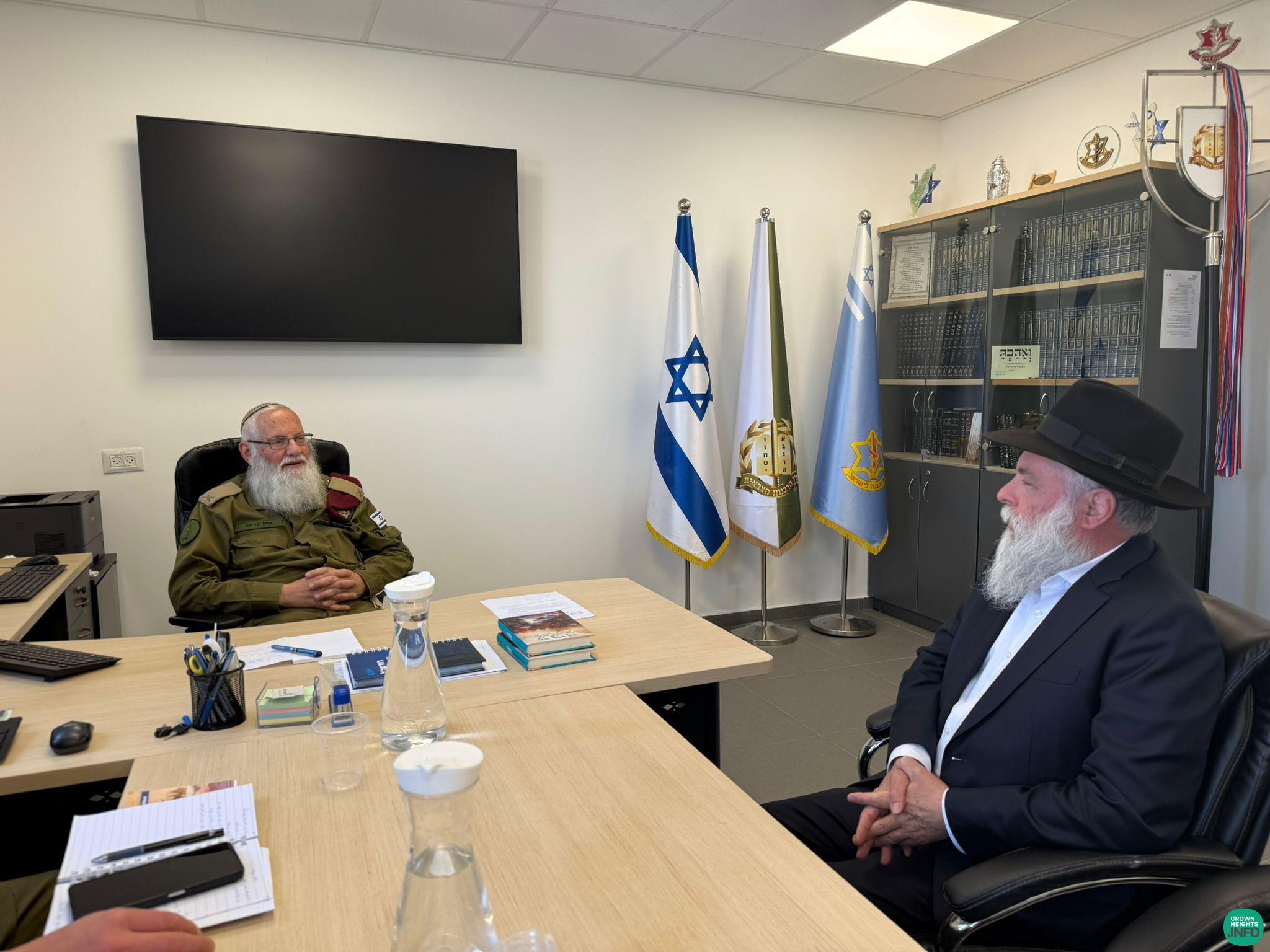 Race Against Time: Chief Rabbi of Kyiv Meets IDF Chief Rabbi to Discuss ...