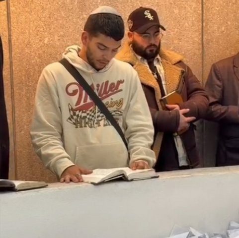 From the White House to the Ohel: Hostage Survivor Visits The Ohel ...