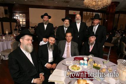 Bnos Menachem Honors Mr and Mrs Joe Popack | CrownHeights.info – Chabad ...