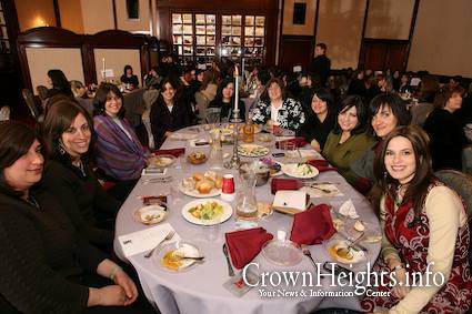 Bnos Menachem Honors Mr and Mrs Joe Popack | CrownHeights.info – Chabad ...