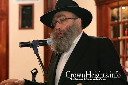 Bnos Menachem Honors Mr and Mrs Joe Popack | CrownHeights.info – Chabad ...