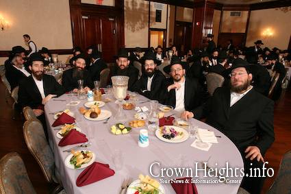 Bnos Menachem Honors Mr and Mrs Joe Popack | CrownHeights.info – Chabad ...
