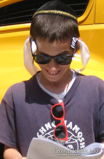 Machne Mamosh Celebrates Dovid Astulin Day! | CrownHeights.info ...