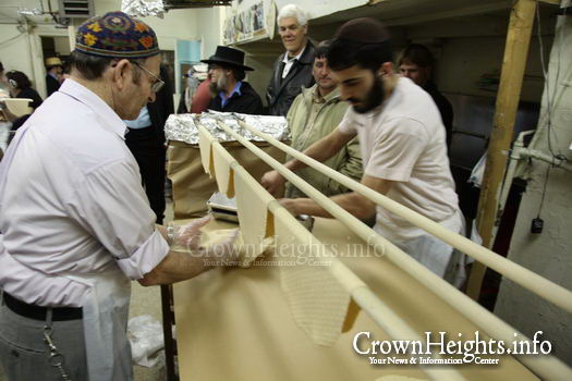 When the ‘Aimish’ meet the ‘Heimish’ | CrownHeights.info – Chabad News ...
