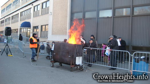 Photos: Burning the Chometz in Montreal | CrownHeights.info – Chabad ...