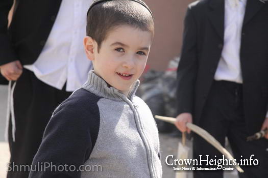 Photos: Burning the ‘Chometz’ Around Crown Heights! | CrownHeights.info ...